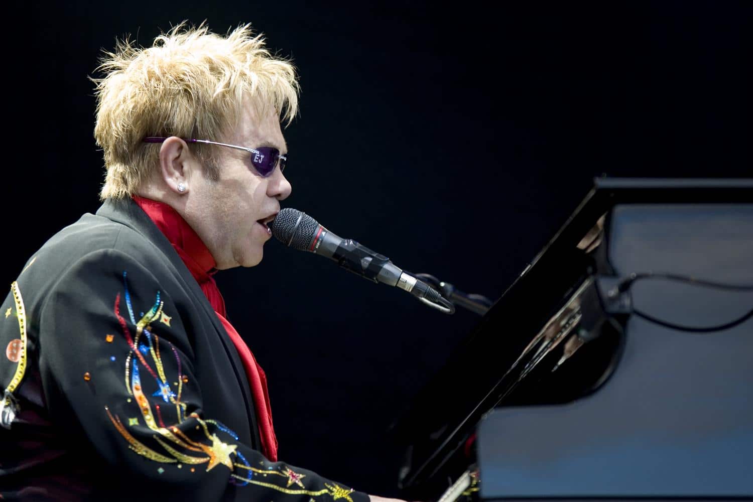 Facts About Elton John