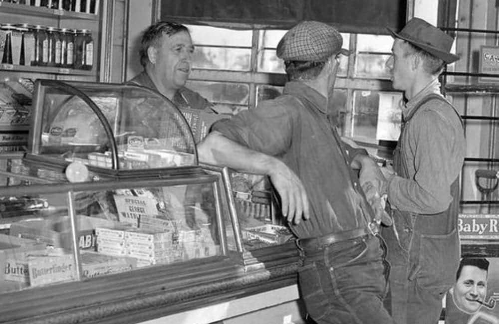 48 Photos Depicting What American Grocery Stores Looked Like Throughout ...