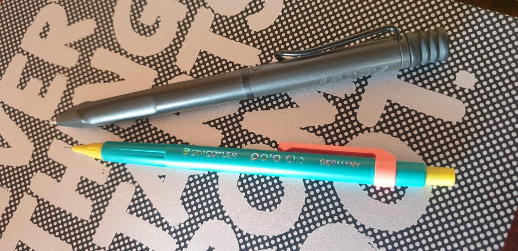 30 Iconic School Supplies Every Kid Had in the 90s – Page 24