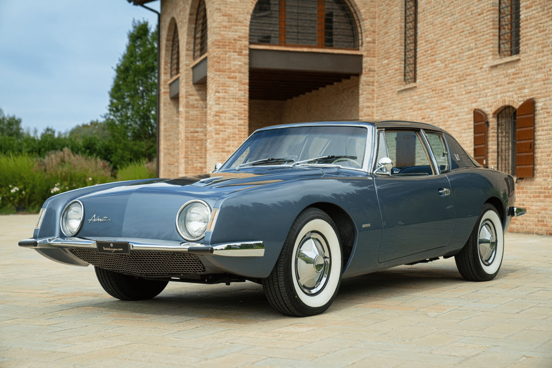20 Defunct car brands some of us still remember fondly